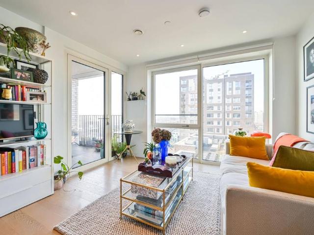 1 bedroom flat for sale