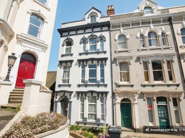 1 bedroom flat for sale