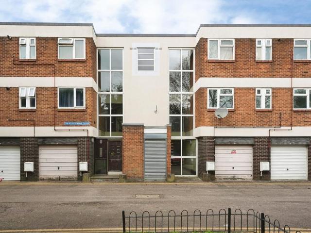 1 bedroom flat for sale