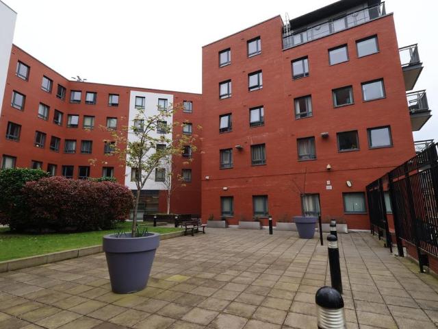 1 bedroom flat for sale
