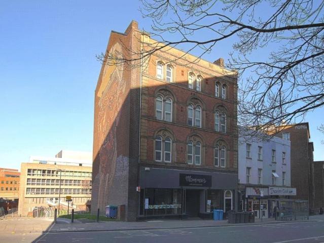 1 bedroom flat for sale