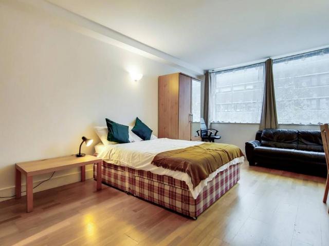 1 bedroom flat for sale