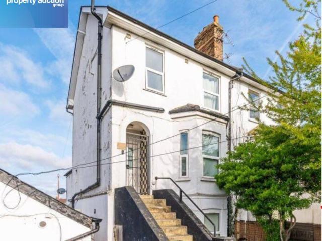 1 bedroom flat for sale