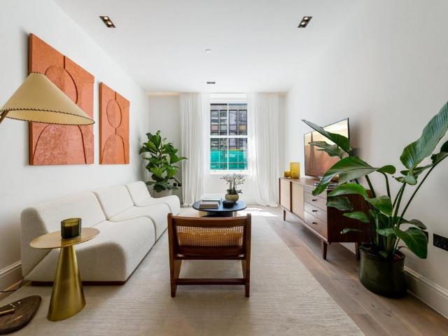1 bedroom flat for sale