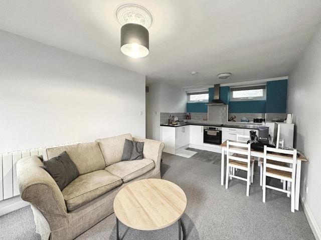 1 bedroom flat for sale