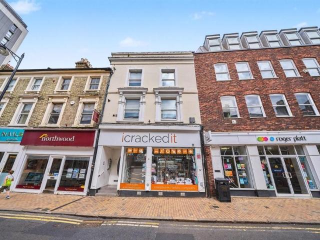 1 bedroom flat for sale