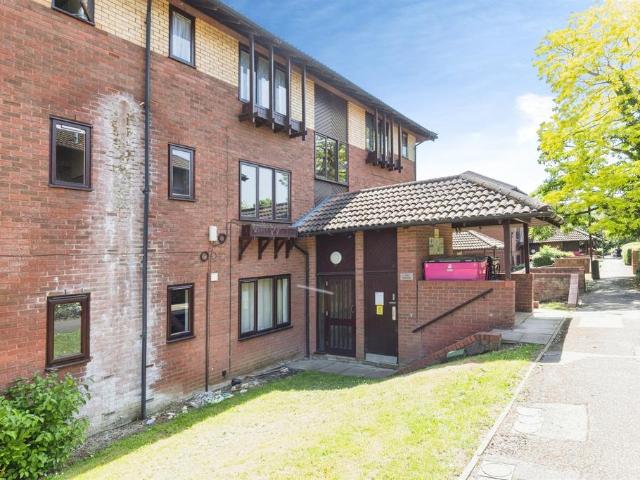 1 bedroom flat for sale