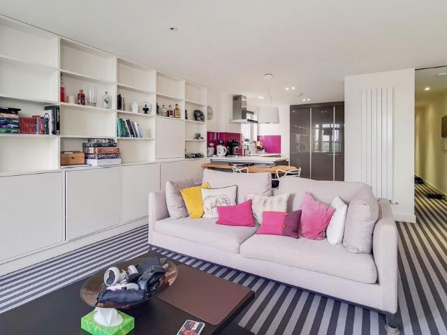 1 bedroom flat for sale