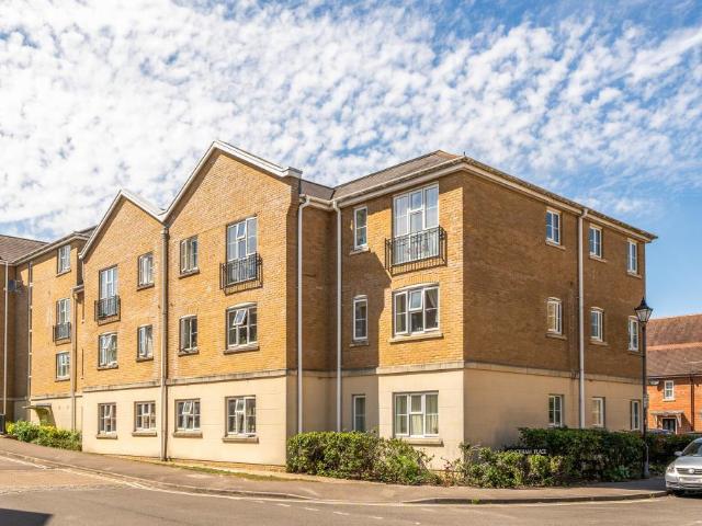 1 bedroom flat for sale