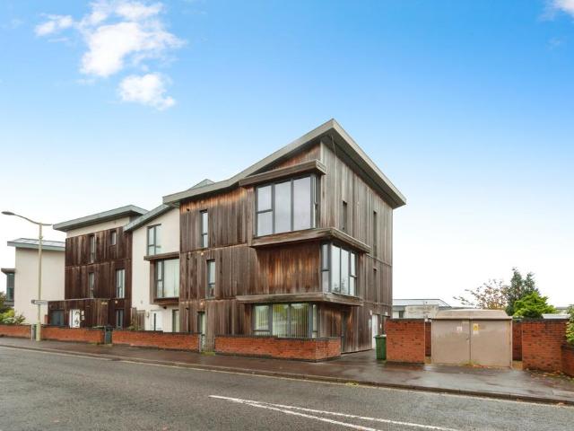 1 bedroom flat for sale