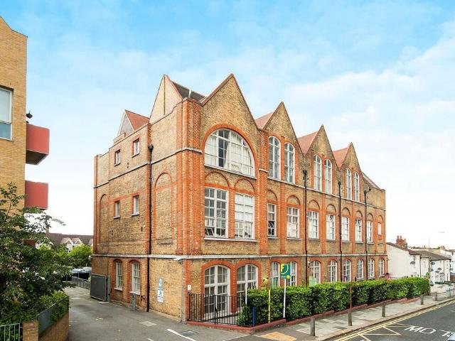 1 bedroom flat for sale