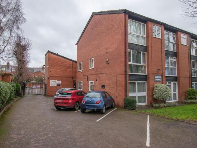 1 bedroom flat for sale