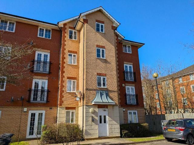 1 bedroom flat for sale