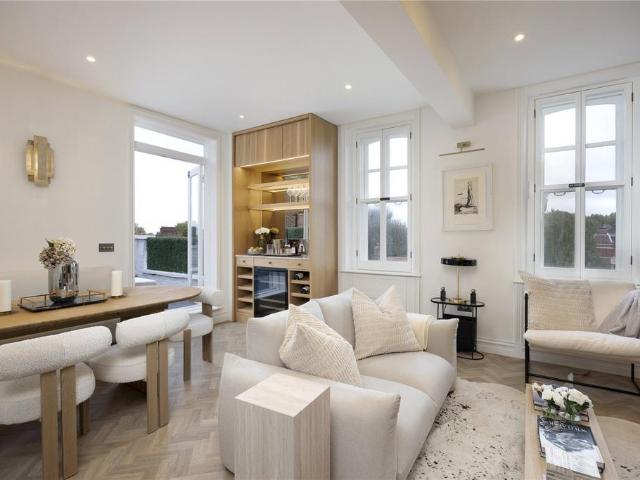 1 bedroom flat for sale
