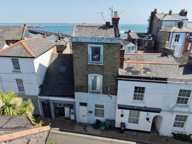 1 bedroom flat for sale