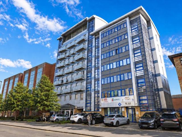 1 bedroom flat for sale