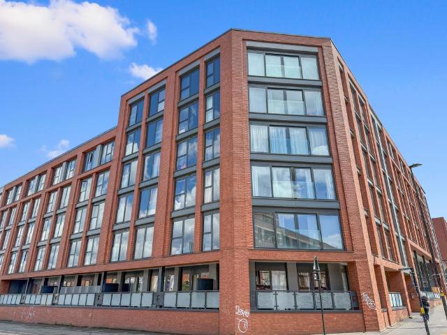 1 bedroom flat for sale