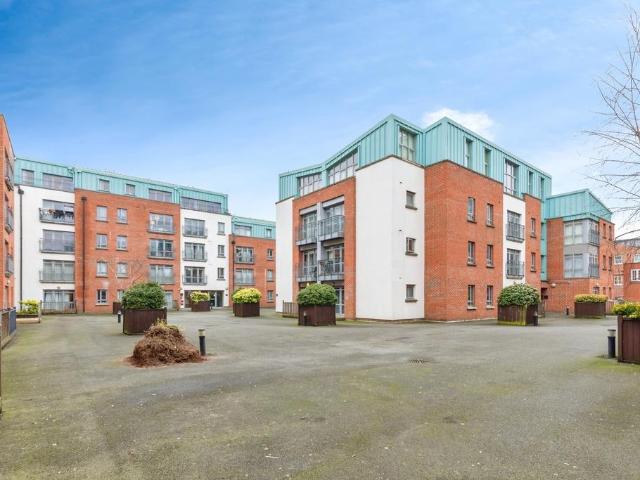 1 bedroom flat for sale