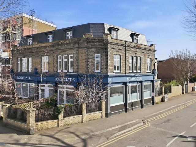 1 bedroom flat for sale