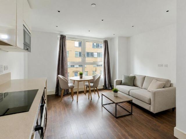 1 bedroom flat for sale
