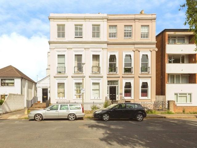 1 bedroom flat for sale