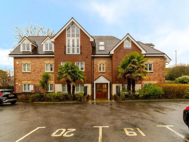 1 bedroom flat for sale