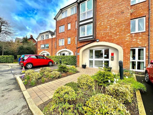 1 bedroom flat for sale