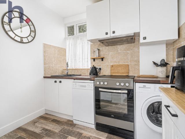 1 bedroom flat for sale