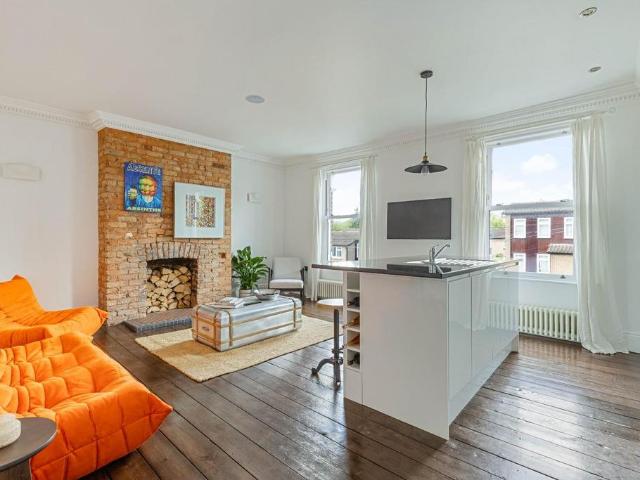 1 bedroom flat for sale