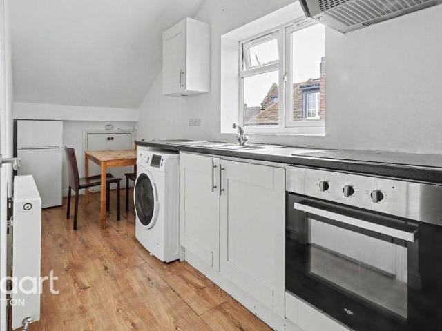 1 bedroom flat for sale