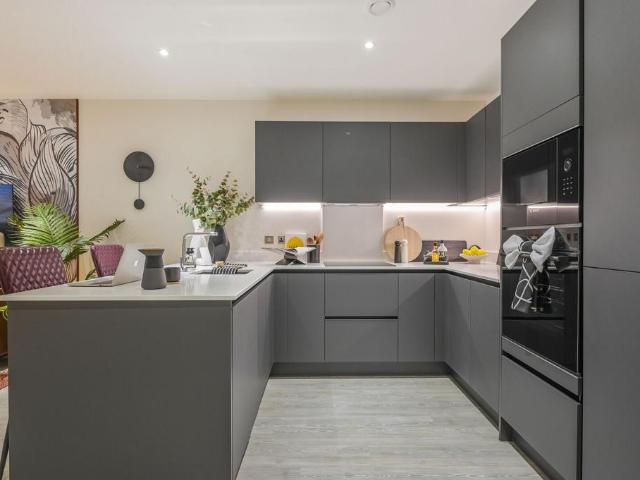 1 bedroom flat for sale