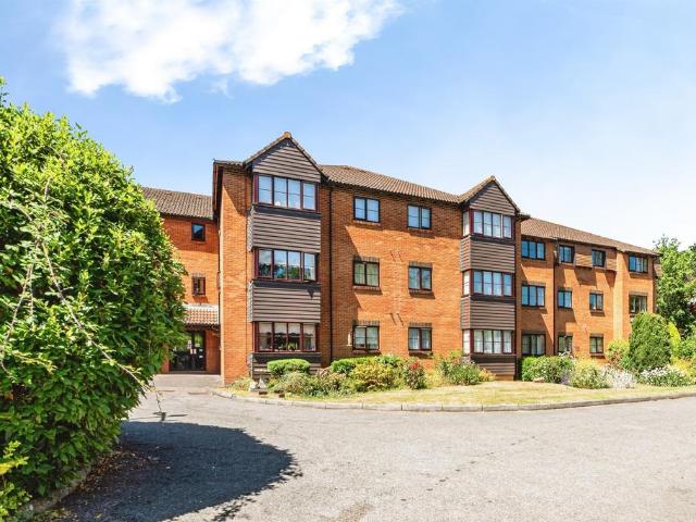 1 bedroom flat for sale