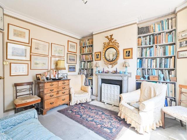 1 bedroom flat for sale
