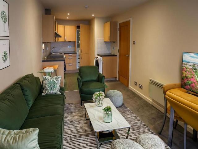 1 bedroom flat for sale
