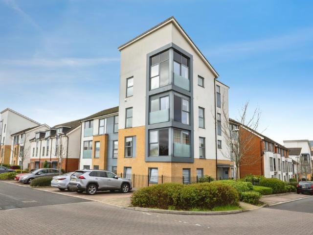 1 bedroom flat for sale