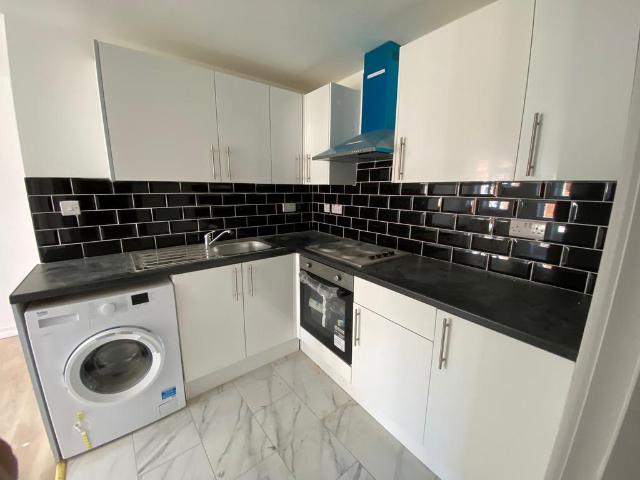 1 bedroom flat for sale