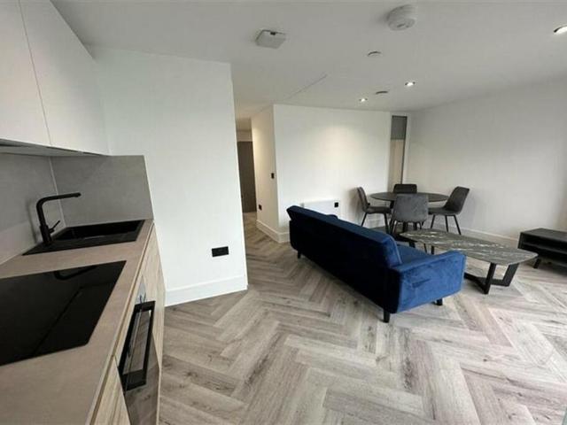1 bedroom flat for sale