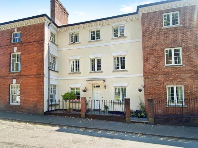 1 bedroom flat for sale