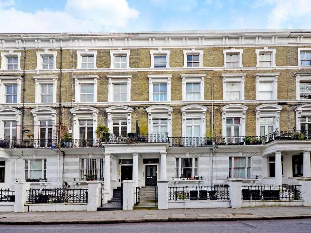 1 bedroom flat for sale