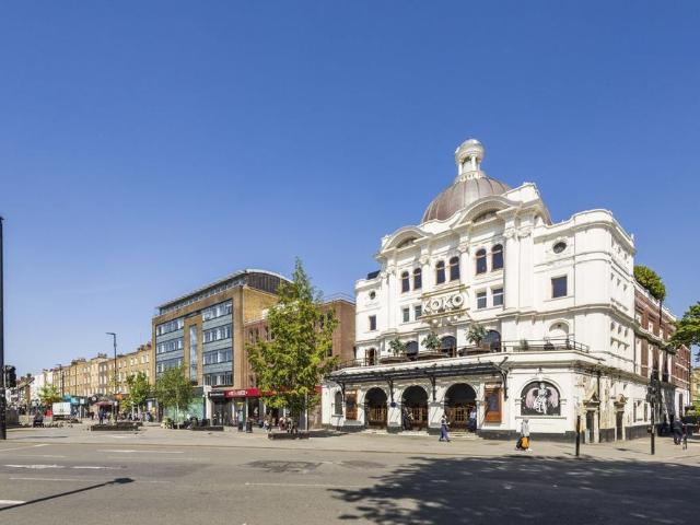 1 bedroom flat for sale