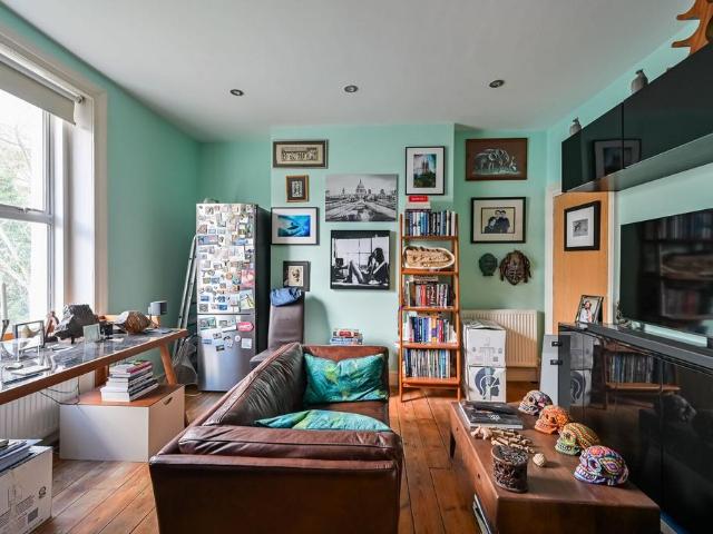 1 bedroom flat for sale