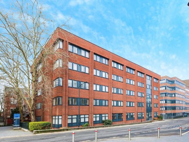 1 bedroom flat for sale