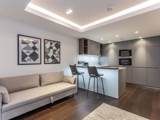 1 bedroom flat for sale