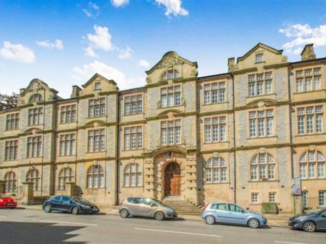 1 bedroom flat for sale