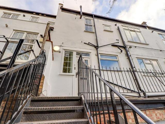 1 bedroom flat for sale