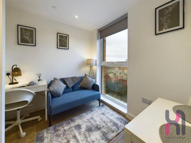 1 bedroom flat for sale