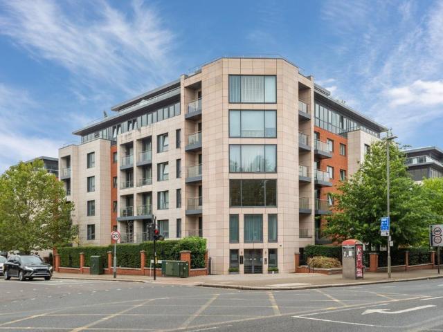 1 bedroom flat for sale