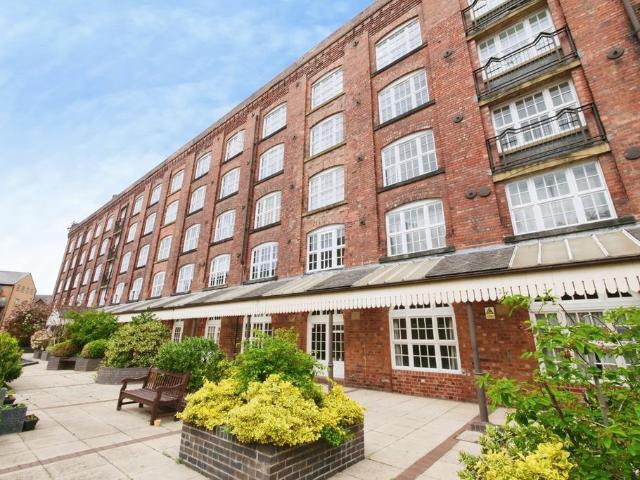 1 bedroom flat for sale