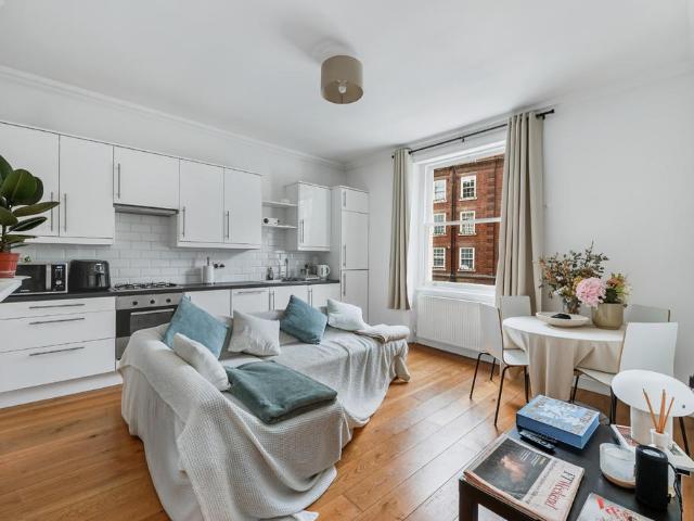1 bedroom flat for sale
