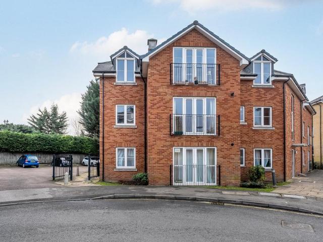 1 bedroom flat for sale